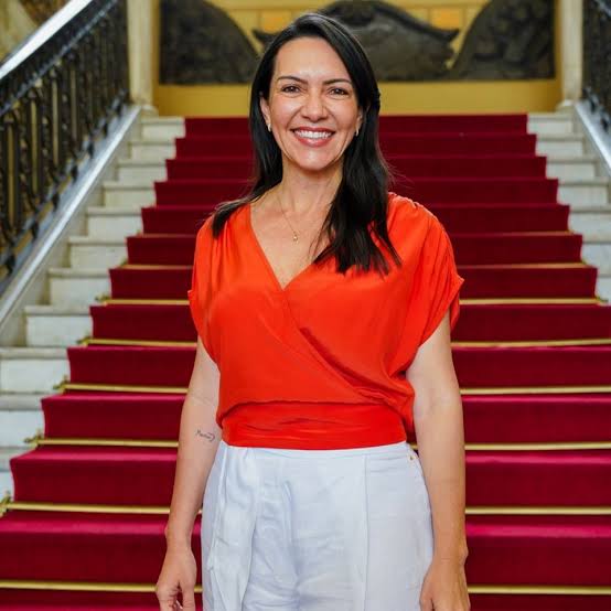 Danielle Garcia se filia ao MDB e é pré-candidata a prefeita de Aracaju ...