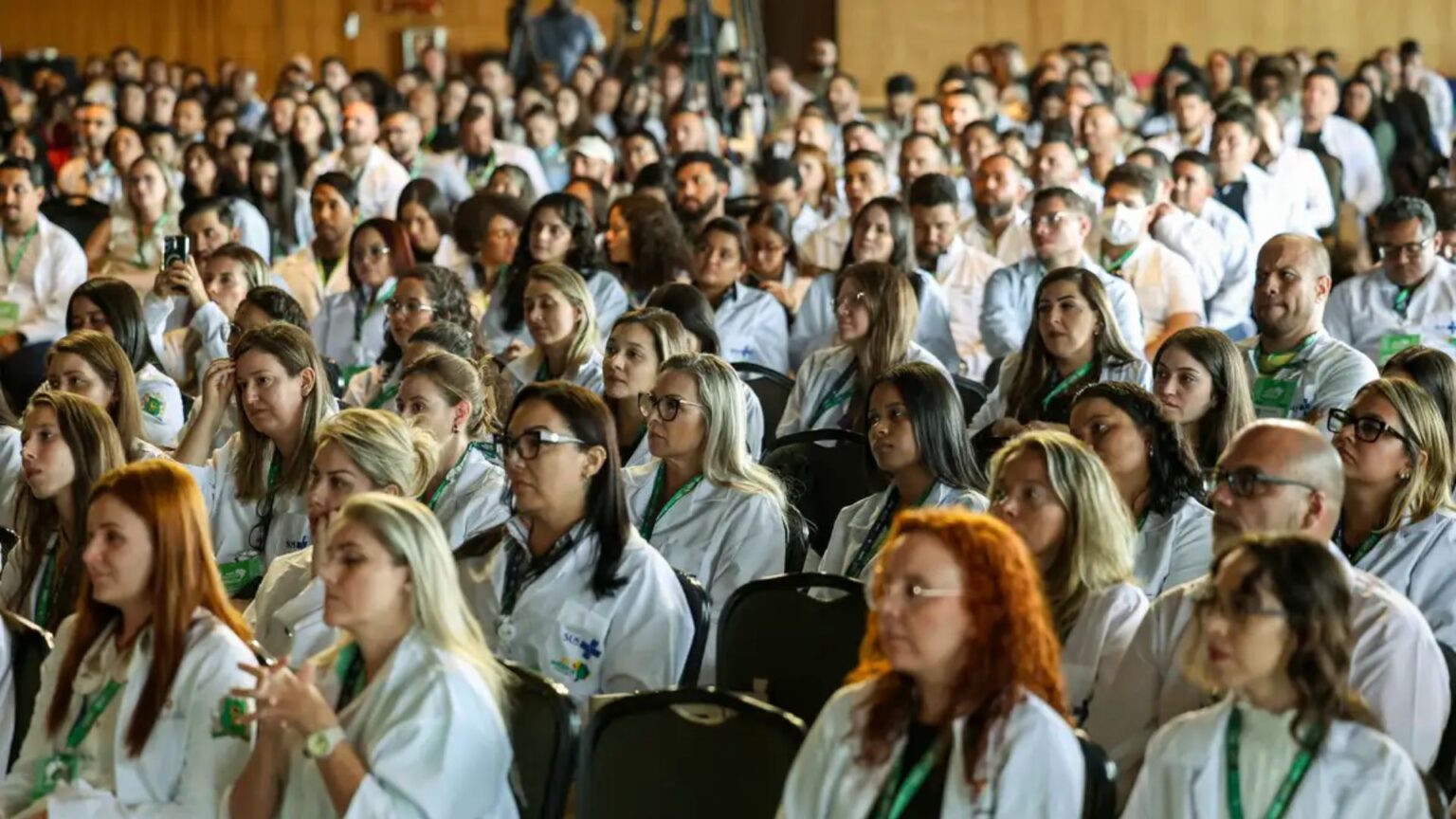 MEC vai avaliar qualidade de cursos de medicina anualmente - Fan F1