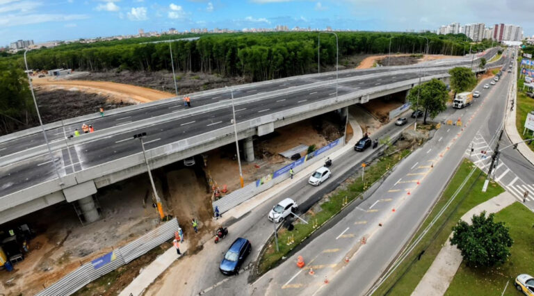 Inauguração de viaduto altera trânsito entre Beira Mar e Tancredo Neves ...